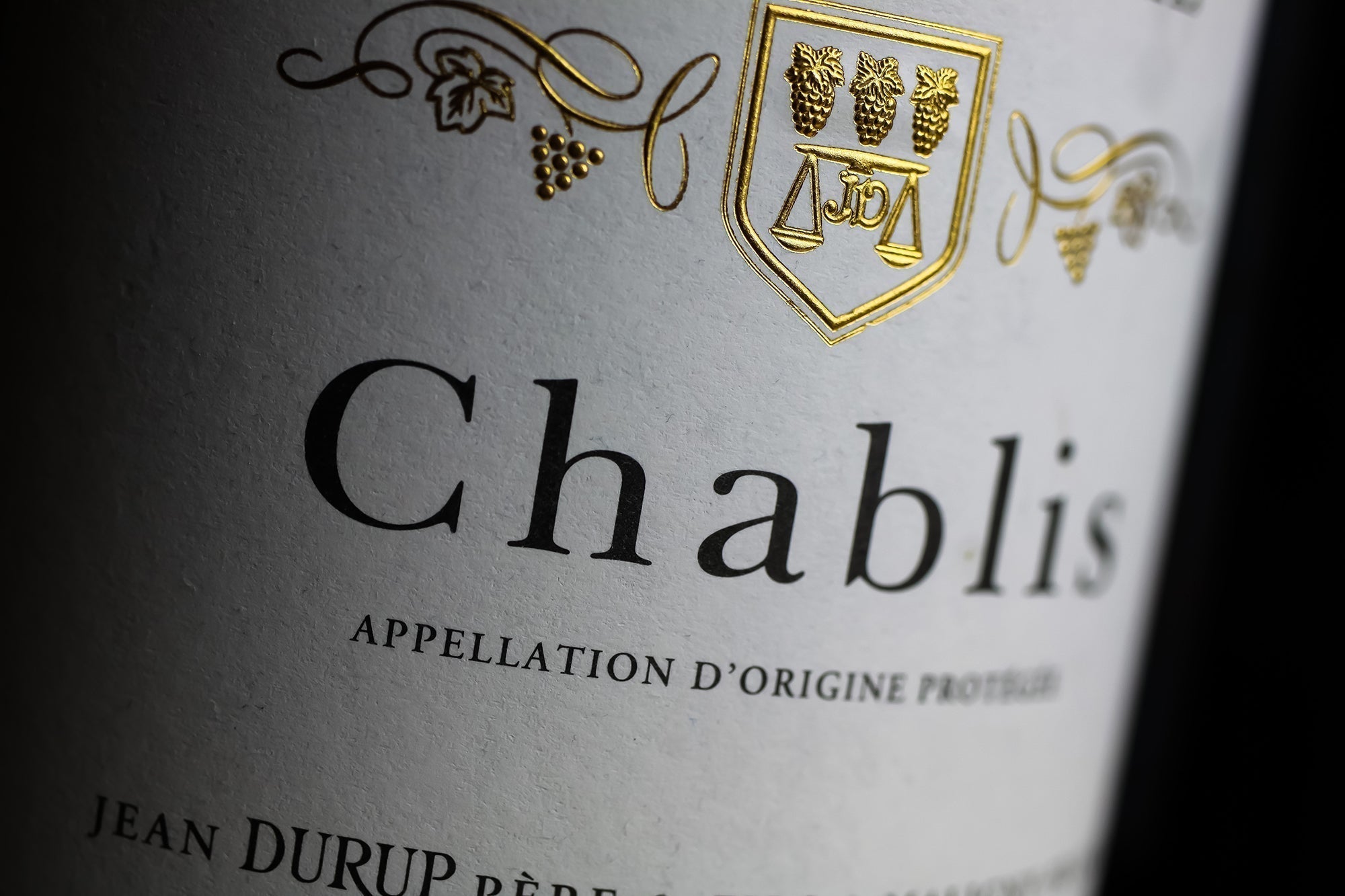 Chablis Wine Region Explained: Terroir, Climate, and Style – Coravin US