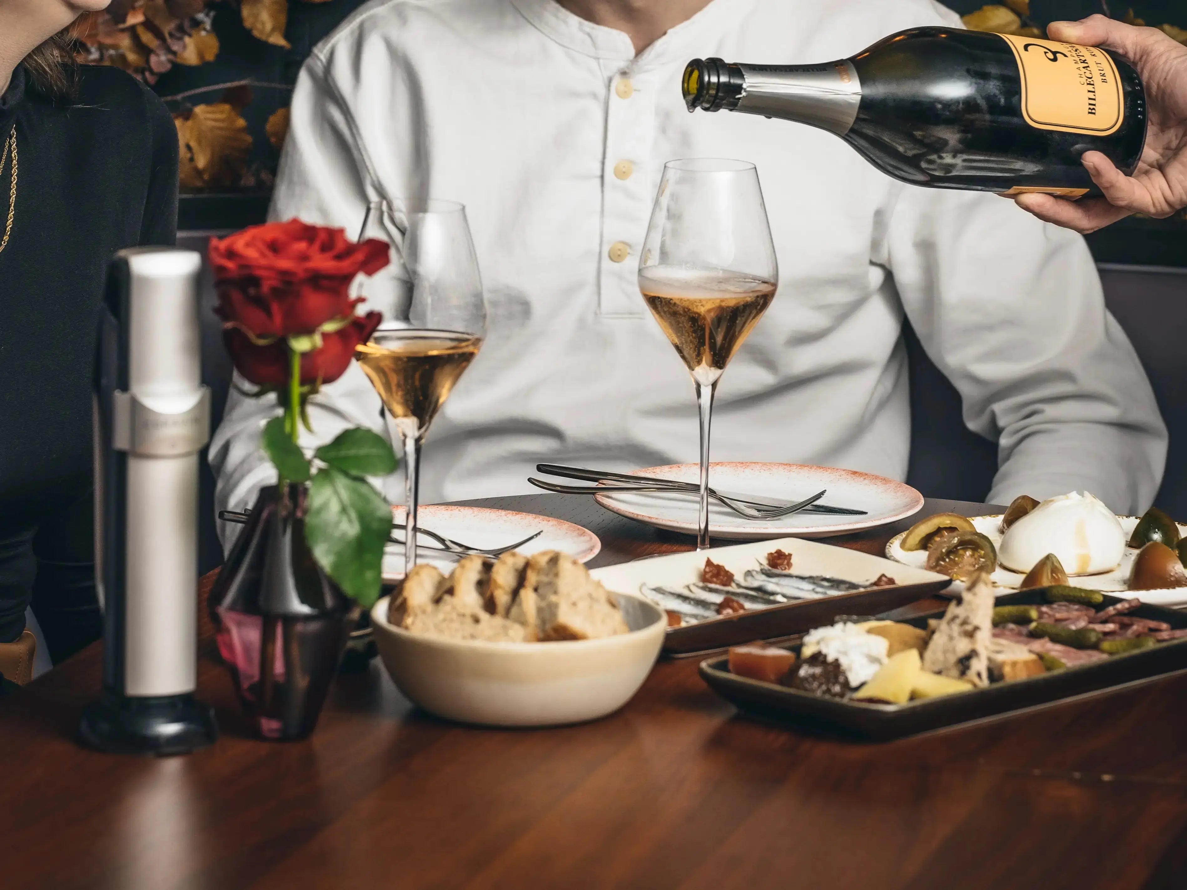 Coravin for Restaurants & Wine Bars | Coravin – Coravin US